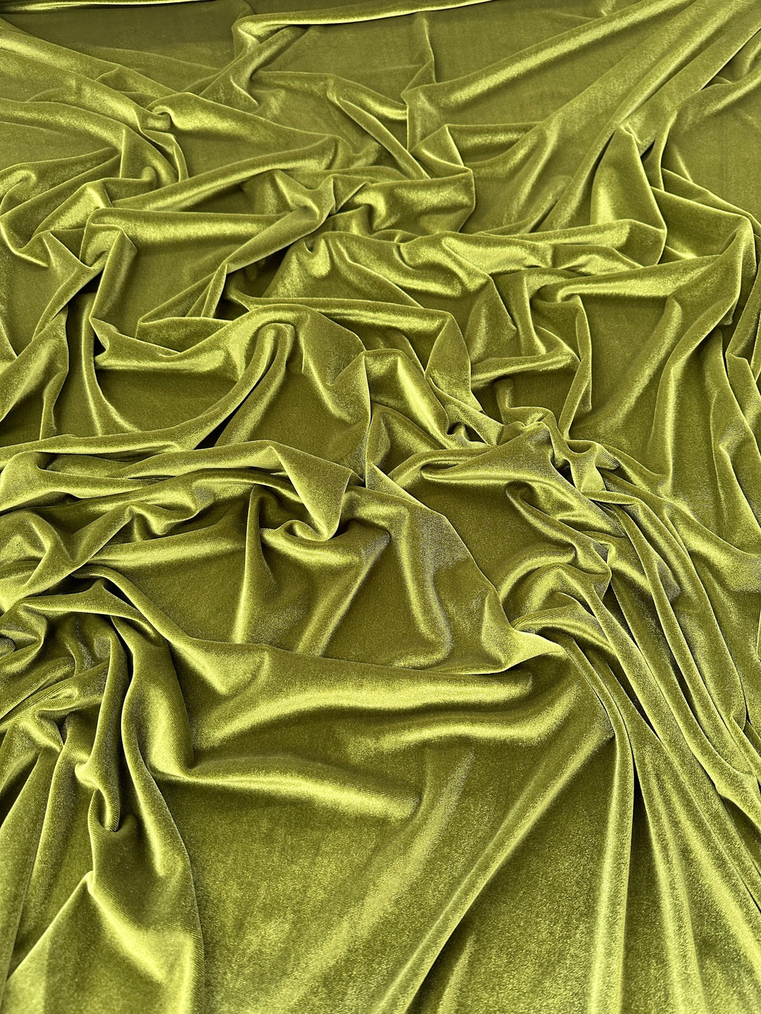 Olive Stretch Velvet – KikiTextiles