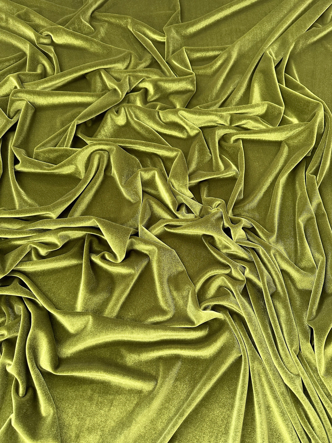Olive Stretch Velvet – KikiTextiles