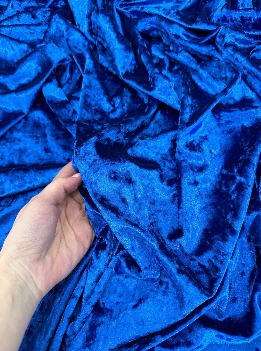 Royal Blue Stretch Crushed Velvet – KikiTextiles